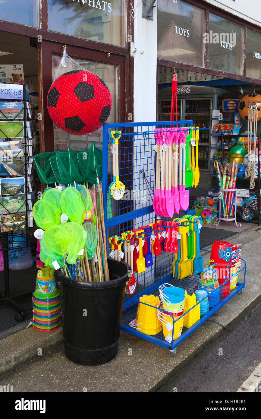 British seaside paraphernalia hi-res stock photography and images - Alamy