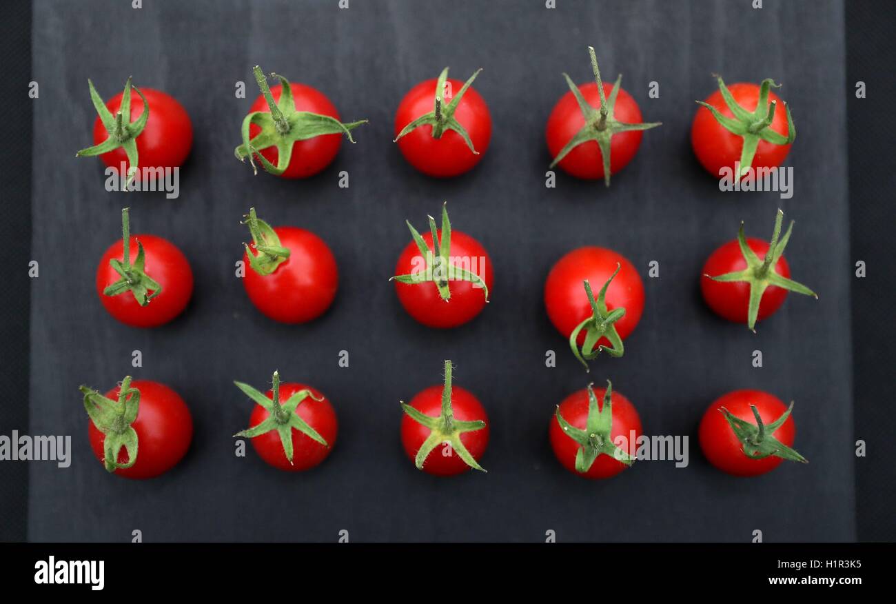 Slate montello tomatoes hi-res stock photography and images - Alamy