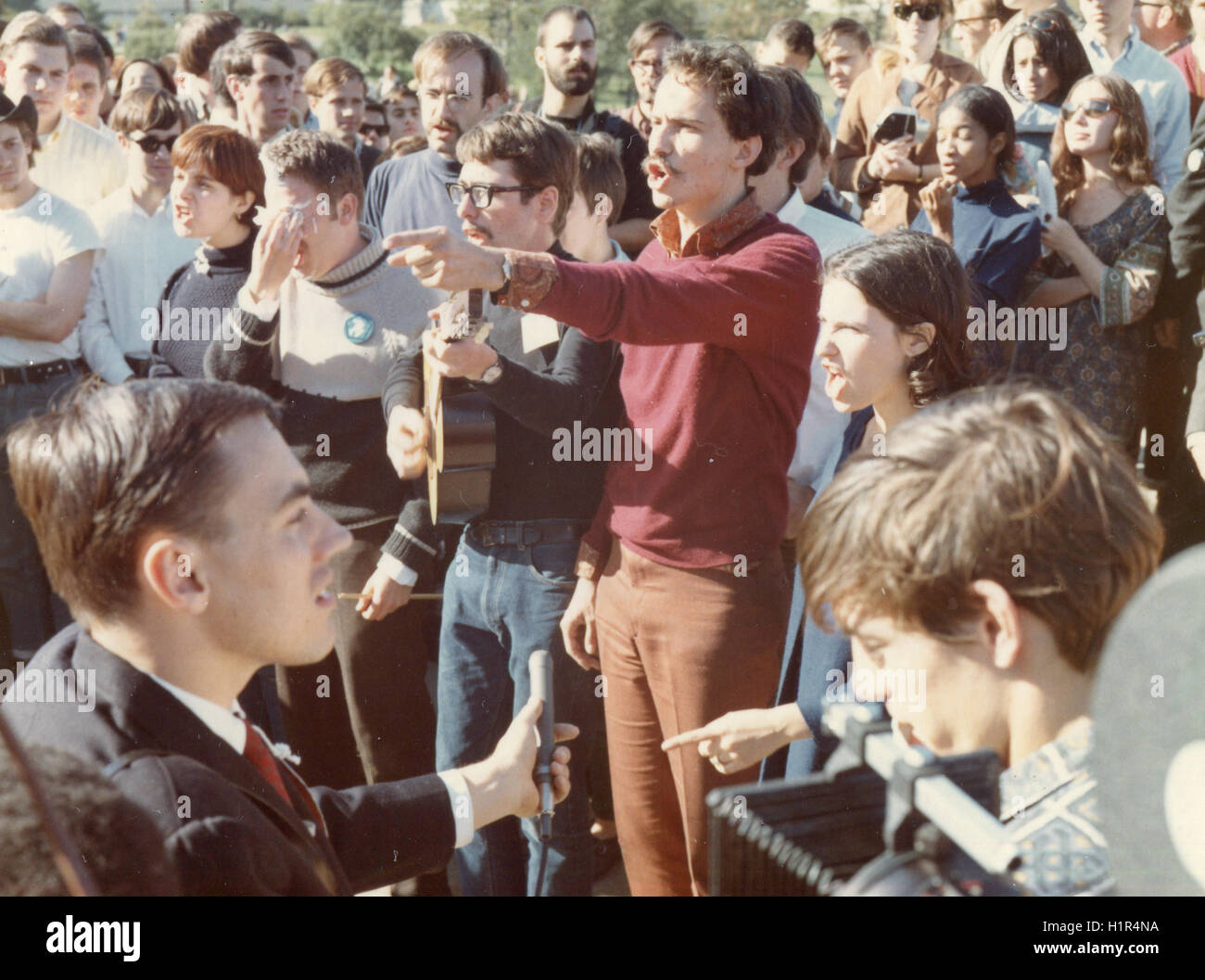 Vietnam war protesters hi-res stock photography and images - Alamy