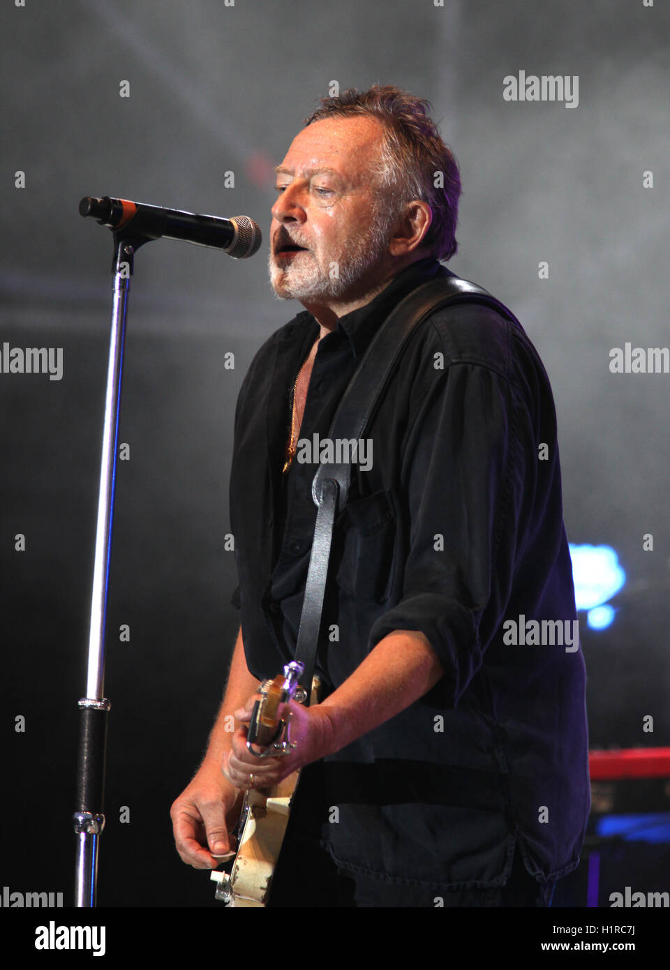 ULF LUNDELL Swedish singer on stage Stock Photo - Alamy