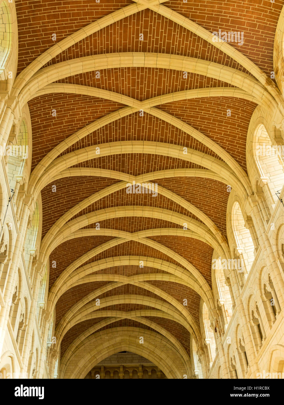 Abbey structure hi-res stock photography and images - Alamy
