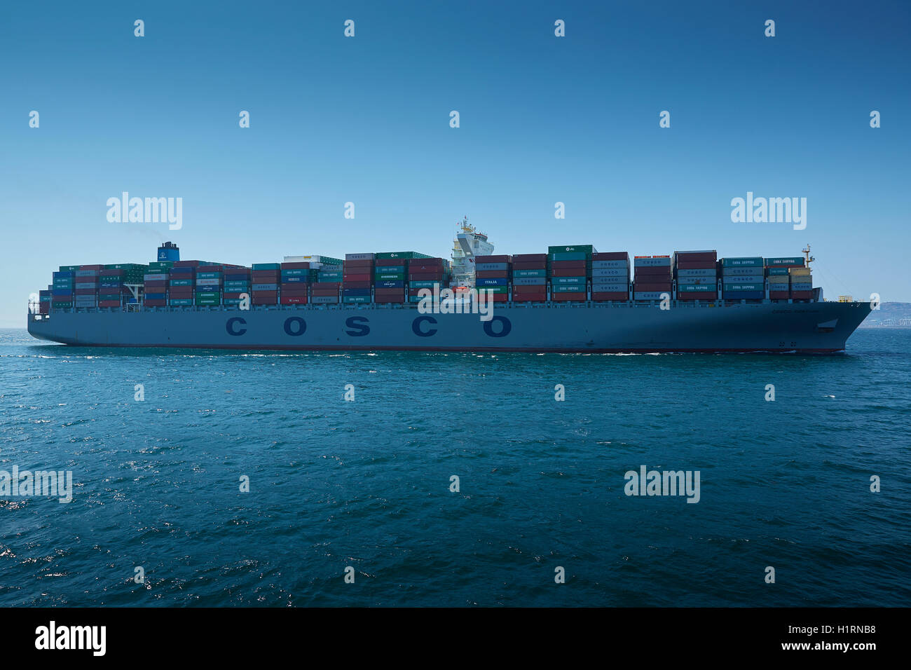 The Ultra Large Container Ship, COSCO Fortune, Entering Long Beach ...
