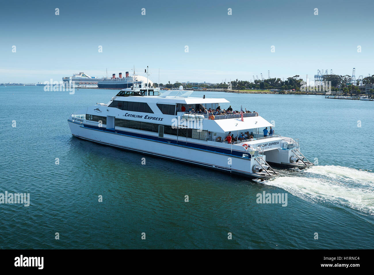 Catalina Express SeaCat, Jet Cat Express, Departs Long Beach. The RMS ...