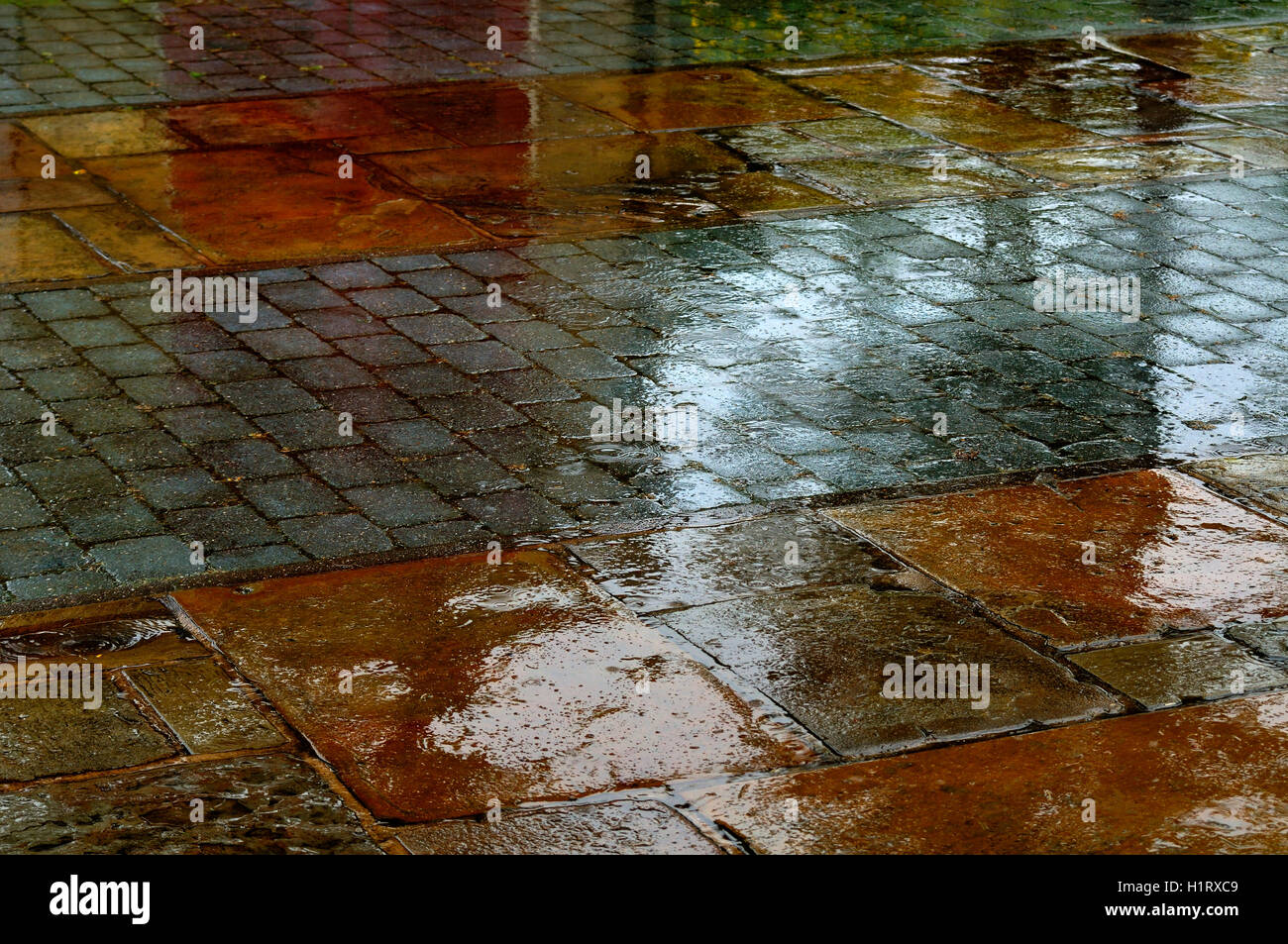 wet paving stones Stock Photo - Alamy