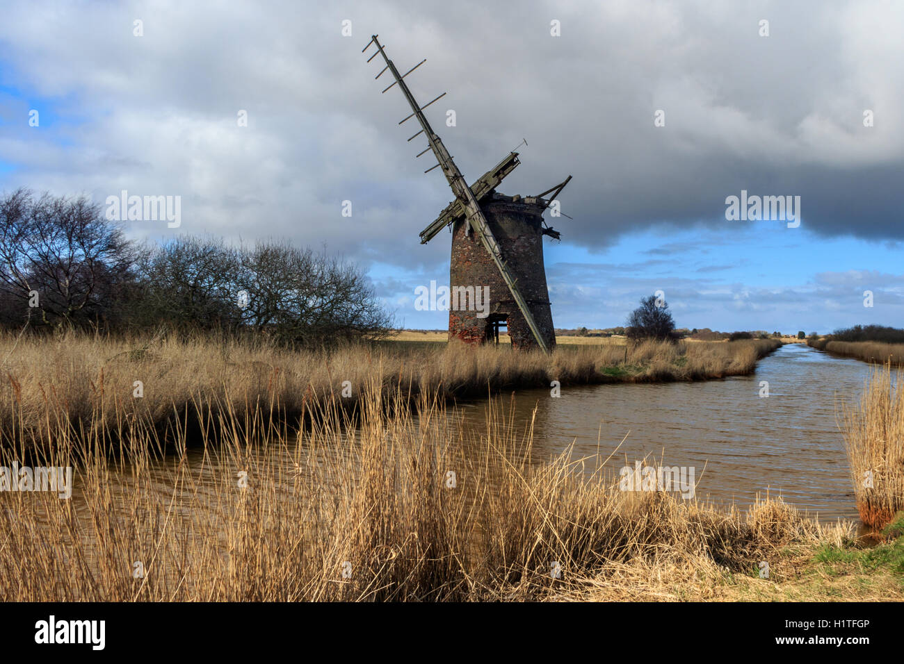 Brograve mill windpump on the Norfolk Broads Stock Photo - Alamy