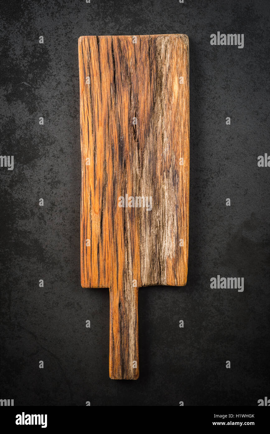 Old wooden cutting board Stock Photo - Alamy