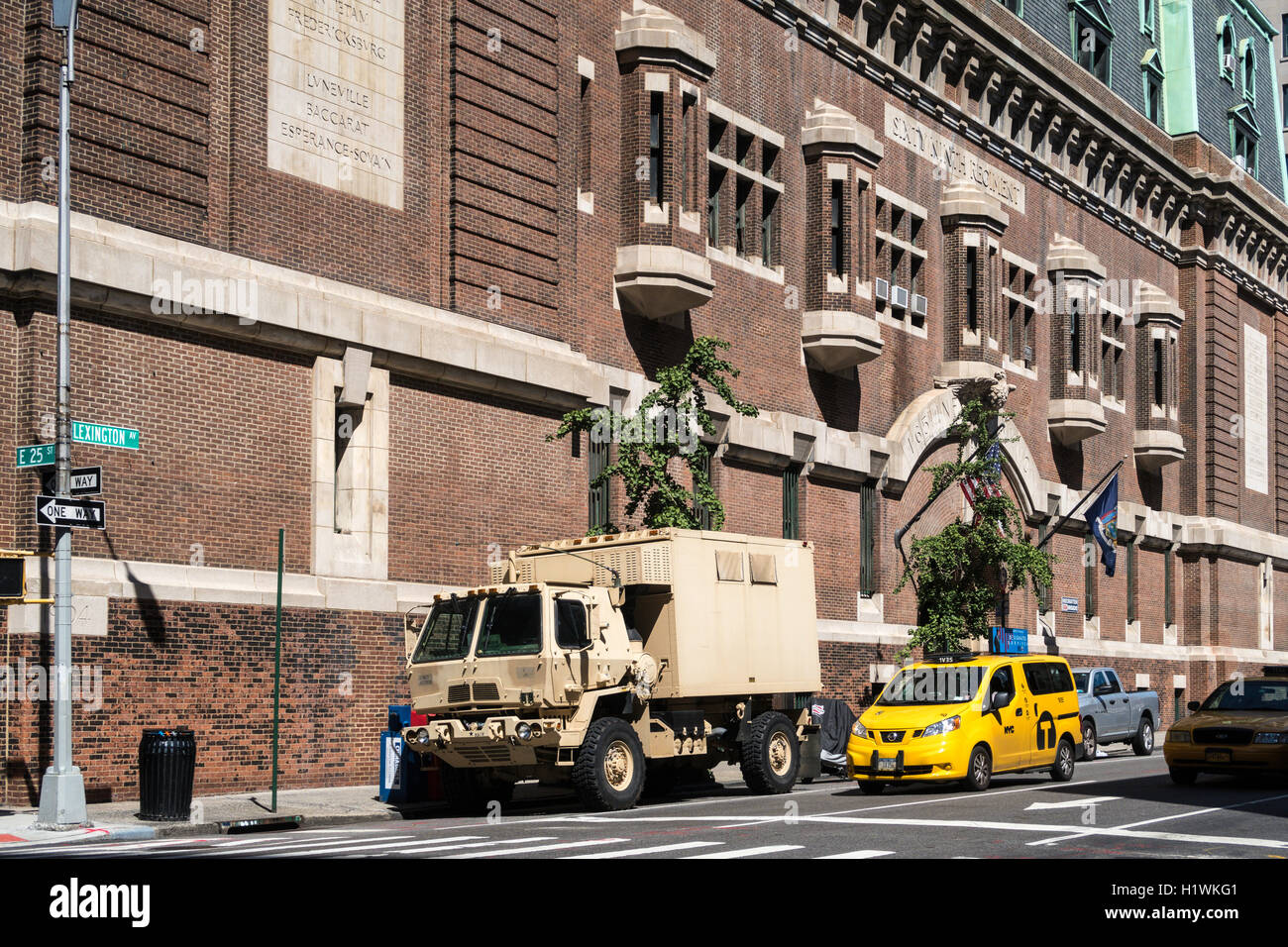 69th infantry hi-res stock photography and images - Alamy