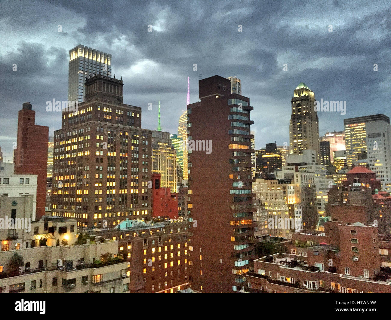 Skyline of Midtown Manhattan at Dusk, NYC Stock Photo - Alamy