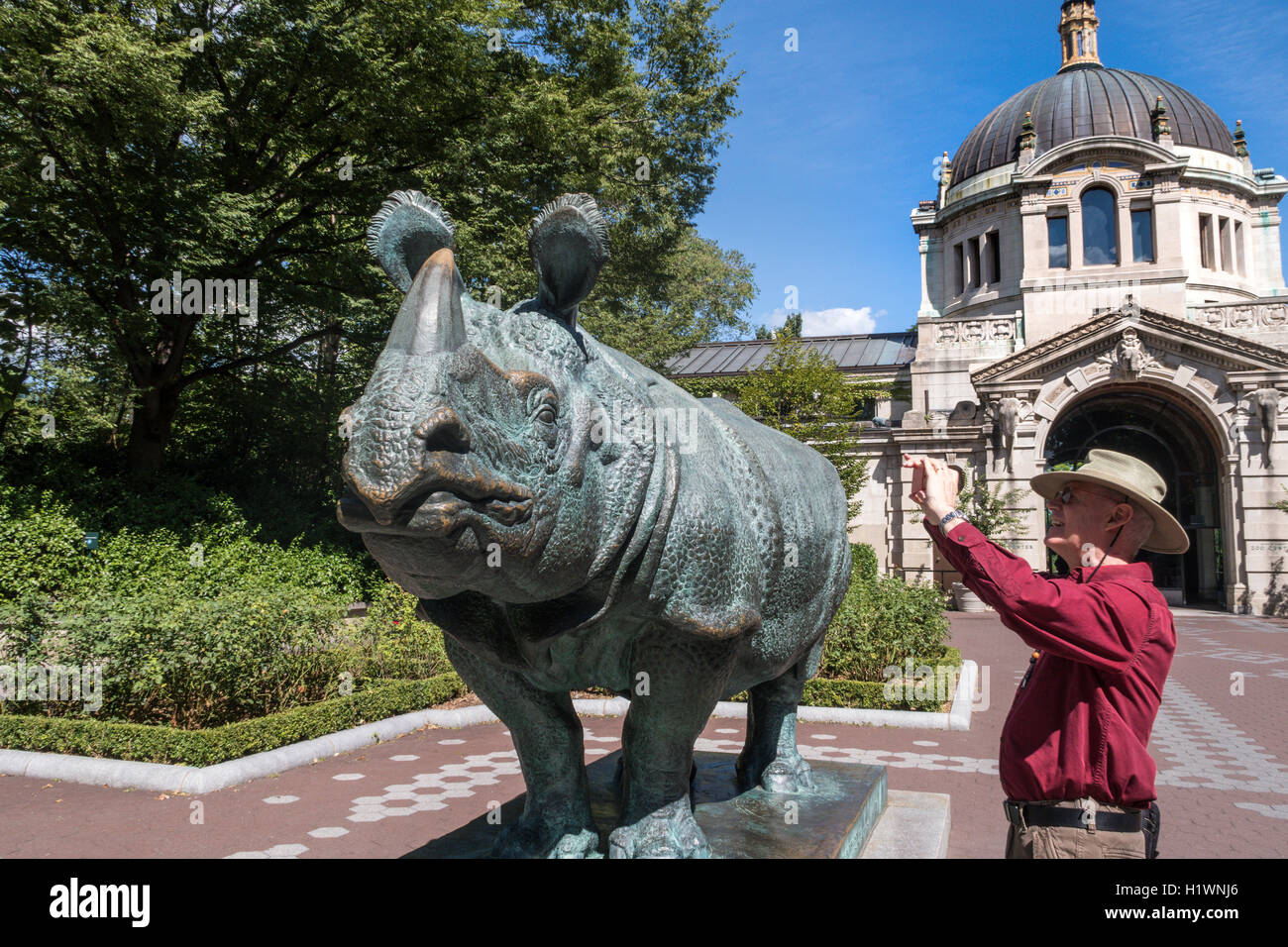 Astor Court, Zoo Center at The Bronx Zoo, Wildlife Conservation Society ...