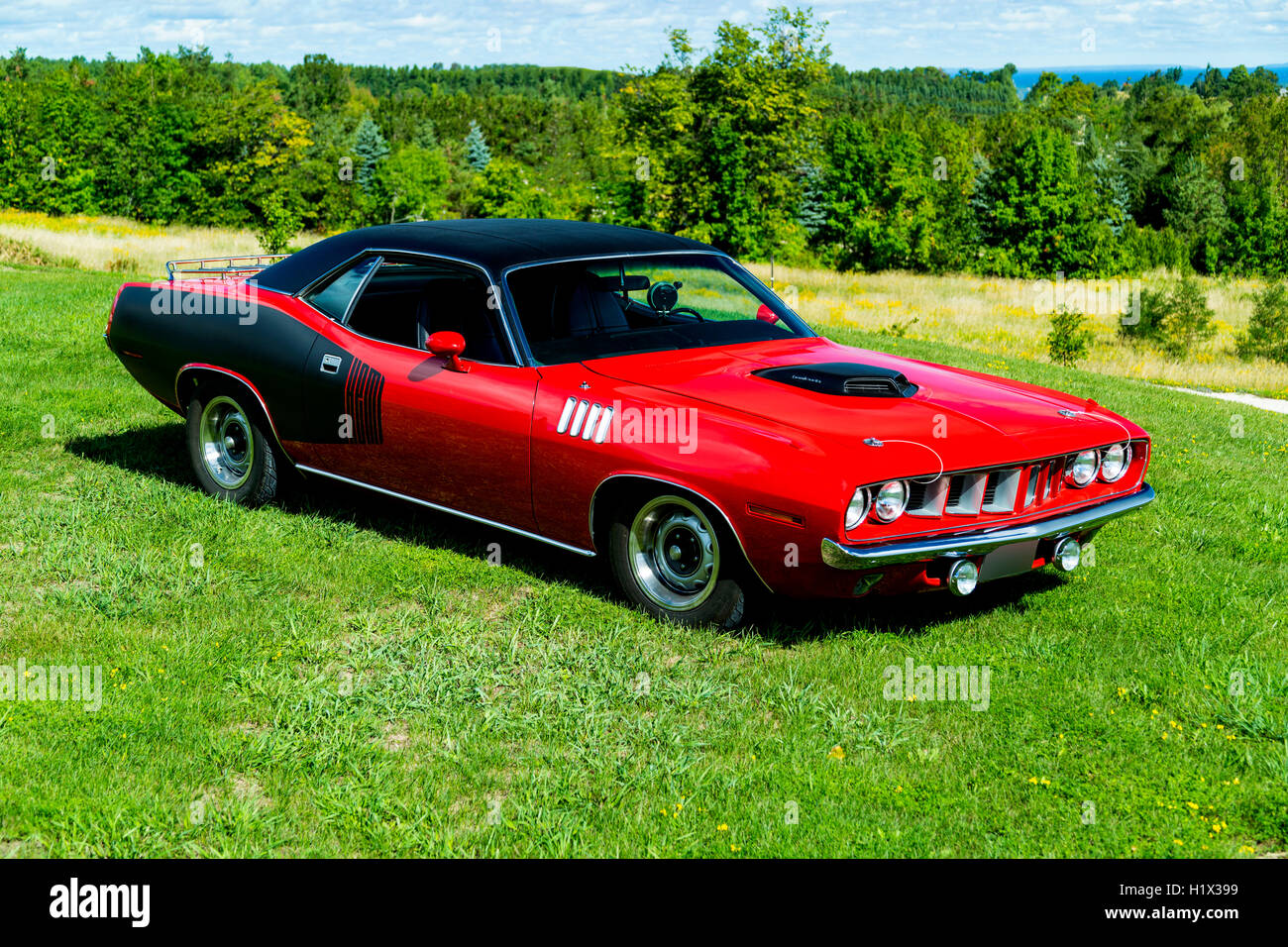 1971 Hemi Cuda Black