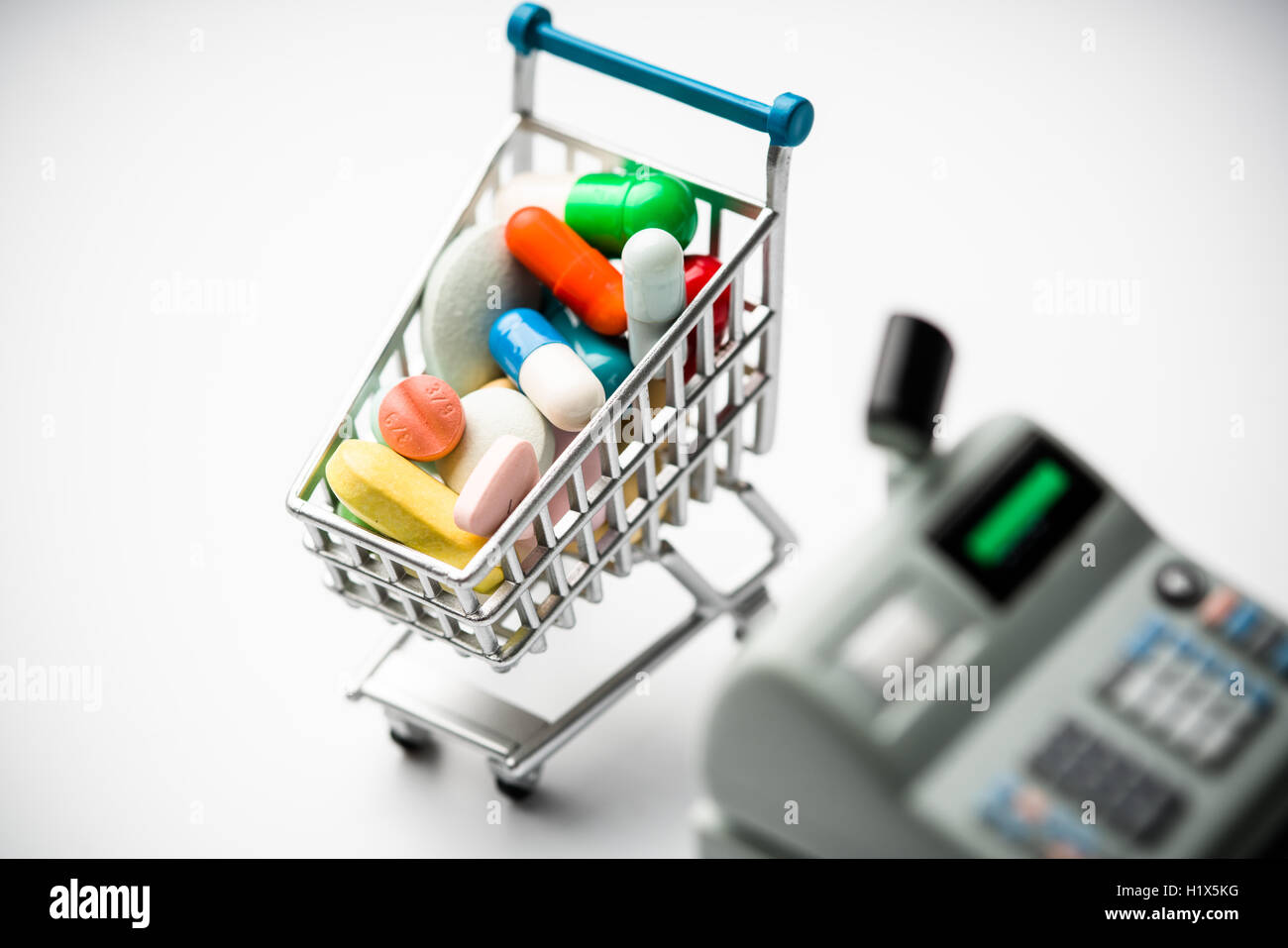 Caddie cart hi-res stock photography and images - Alamy
