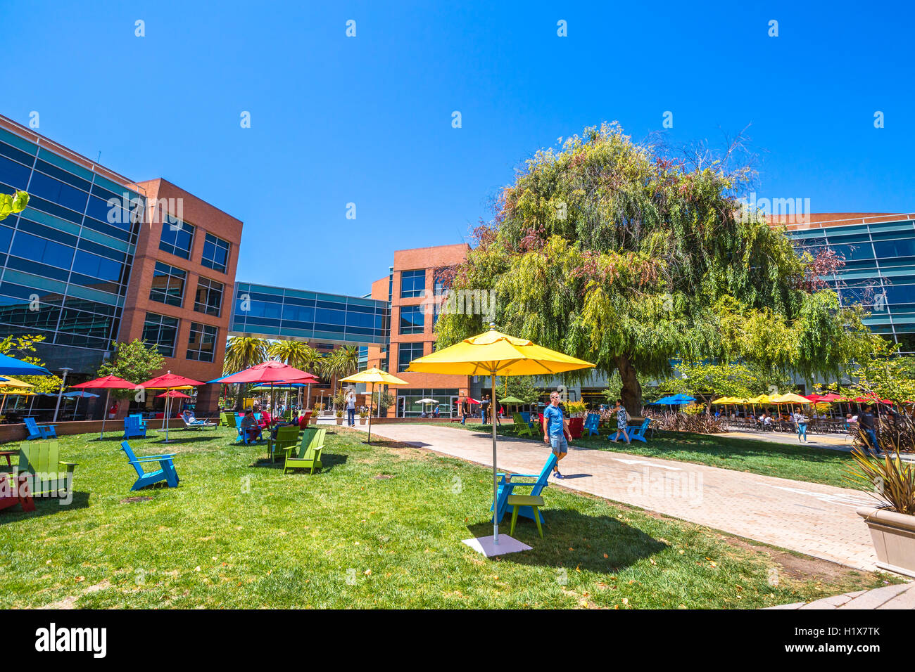 Google headquarters Mountain View Stock Photo - Alamy