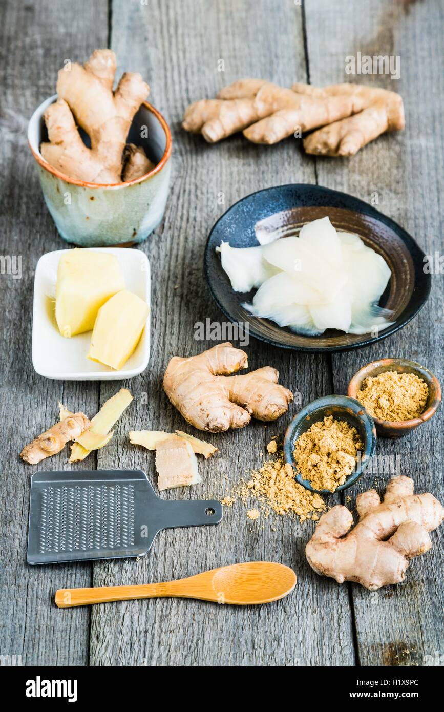 Fresh ginger , powdered and preserved Stock Photo - Alamy