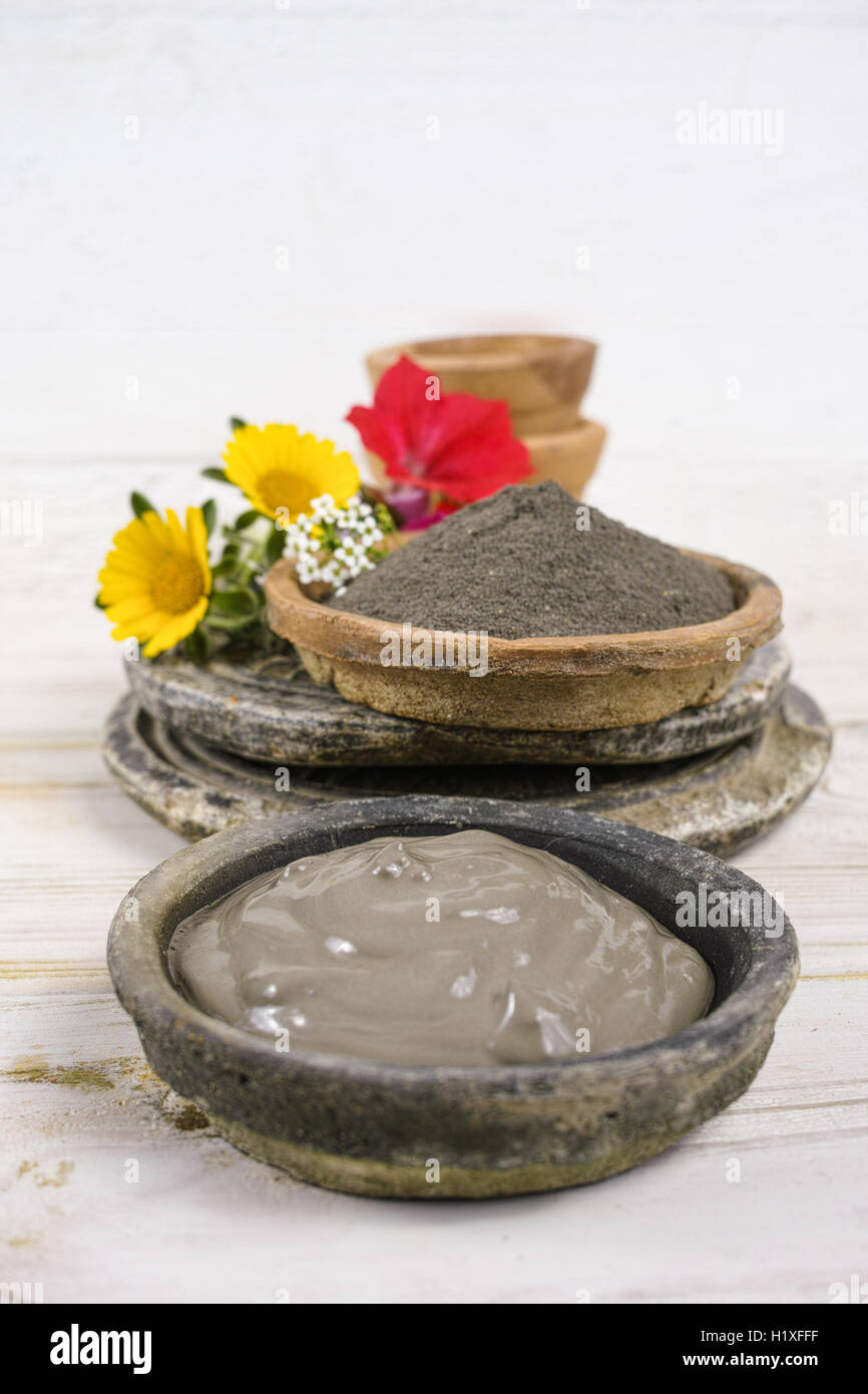 Ochre clay powder and mud hi-res stock photography and images - Alamy