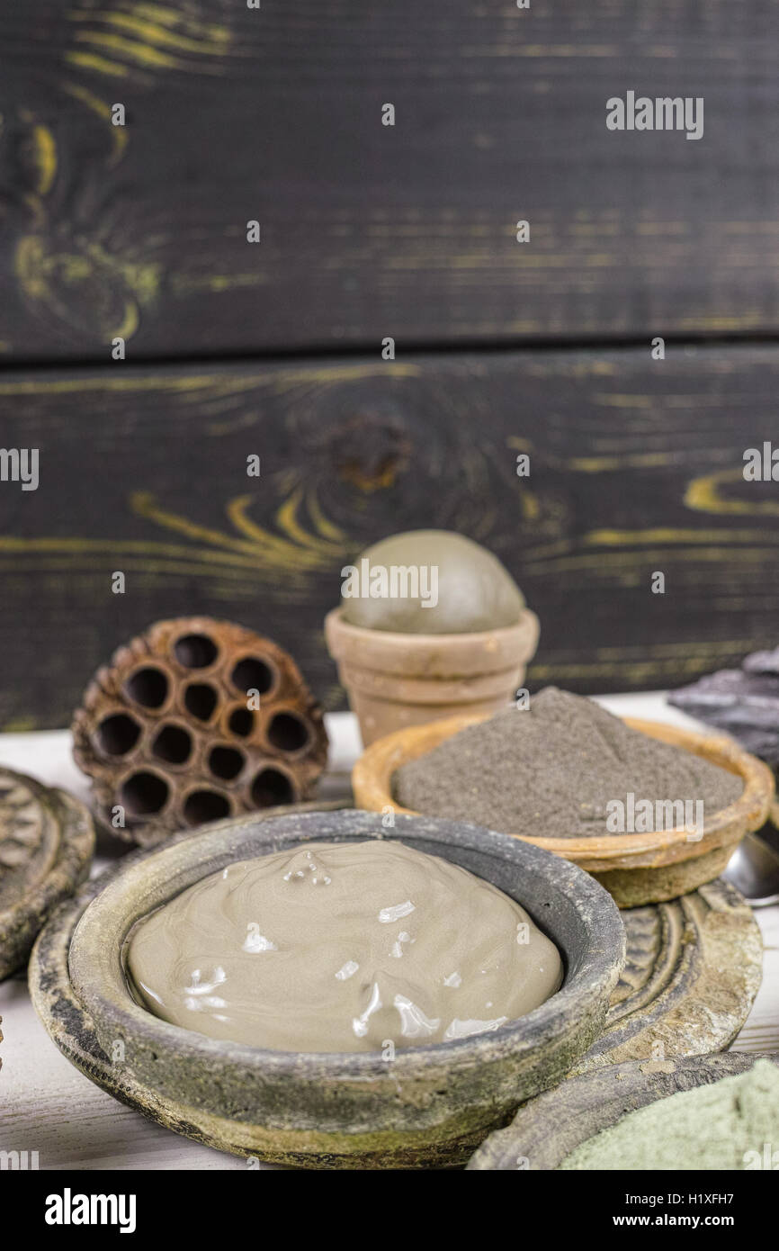 Ochre clay powder and mud hi-res stock photography and images - Alamy