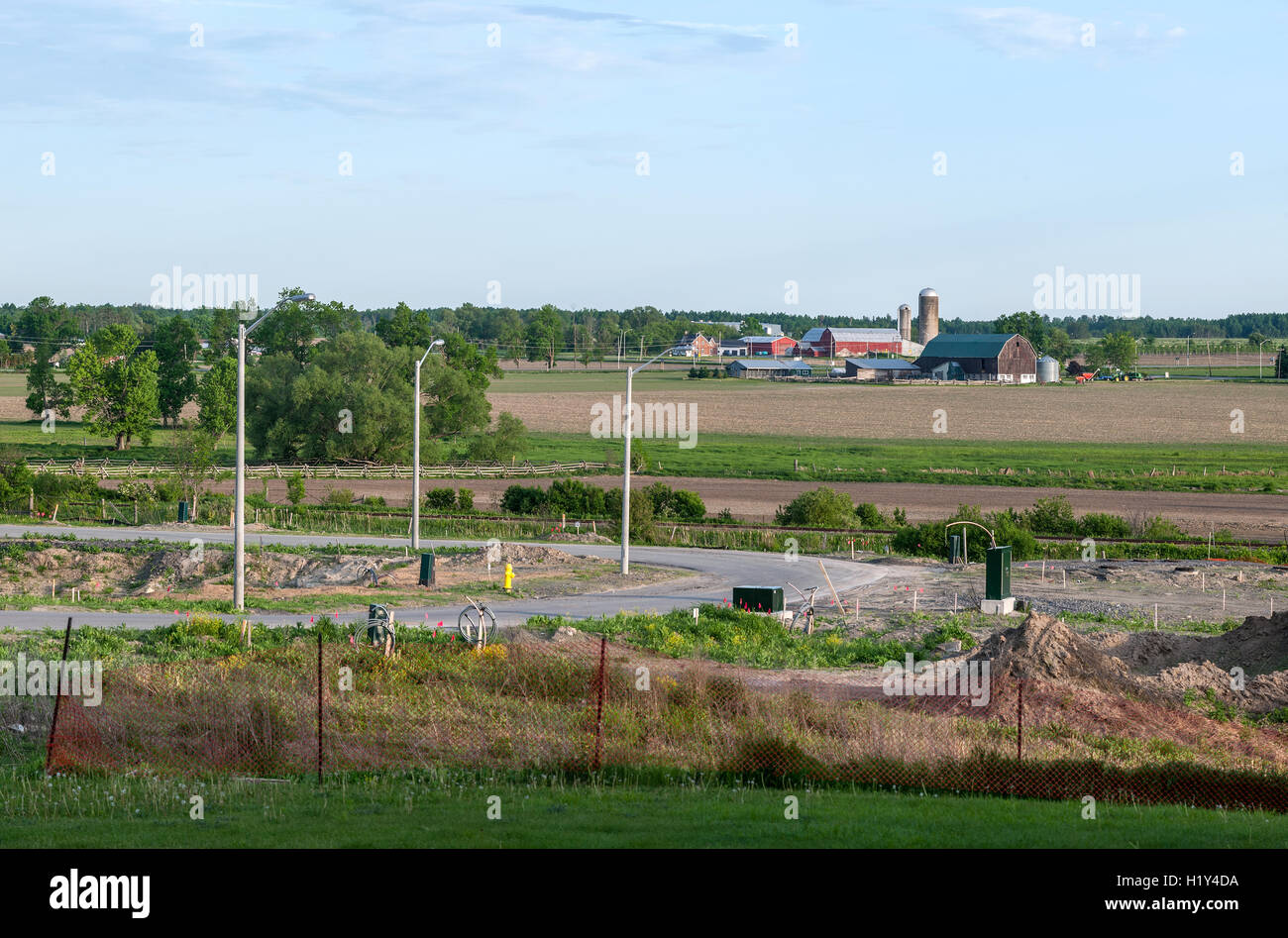Urban borders hi-res stock photography and images - Alamy