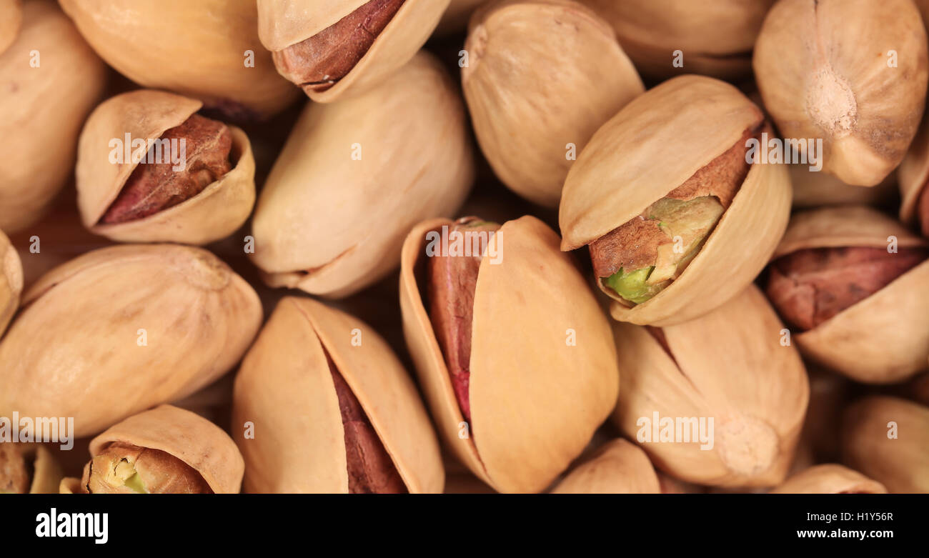 Close up of fresh pistachios Stock Photo - Alamy
