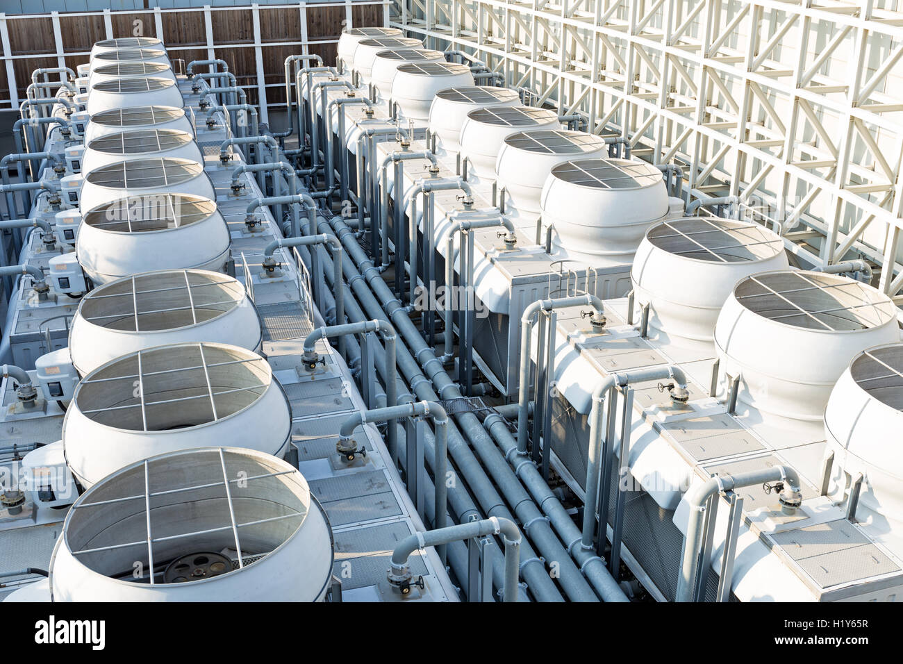 Air conditioning systems hi-res stock photography and images - Alamy