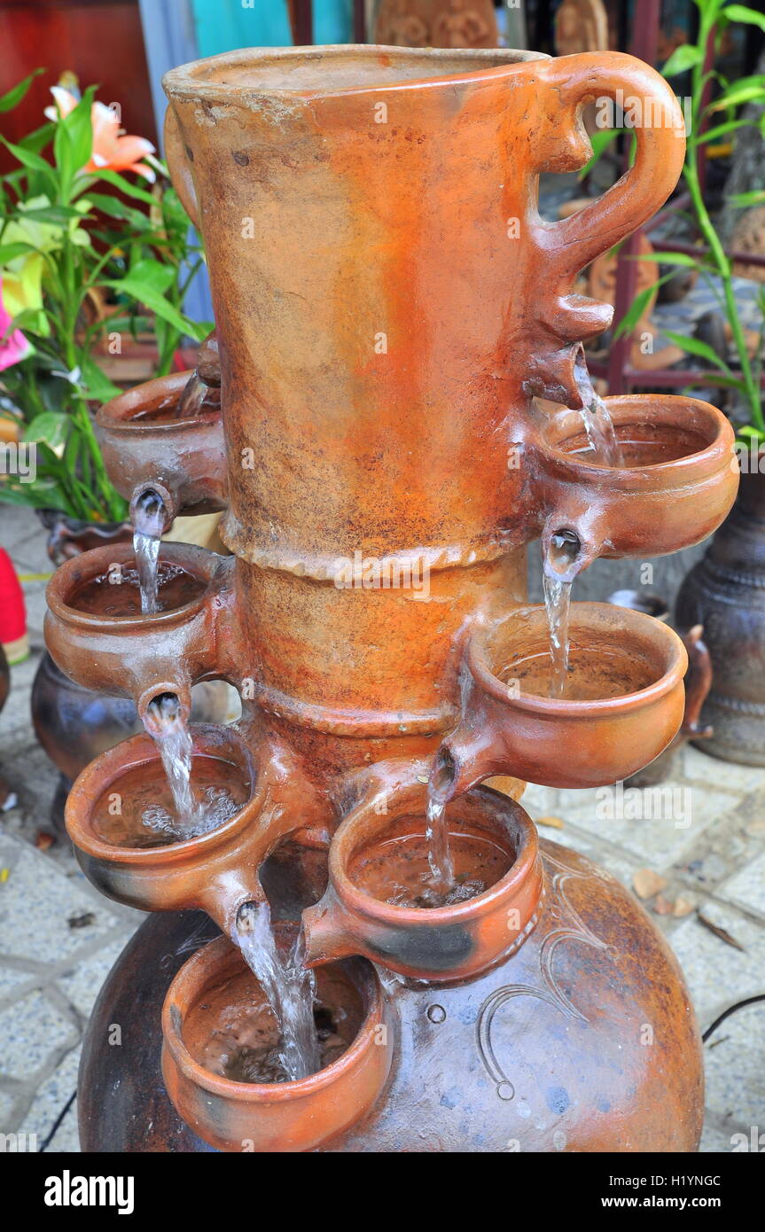 Fountain craftsman hi-res stock photography and images - Alamy