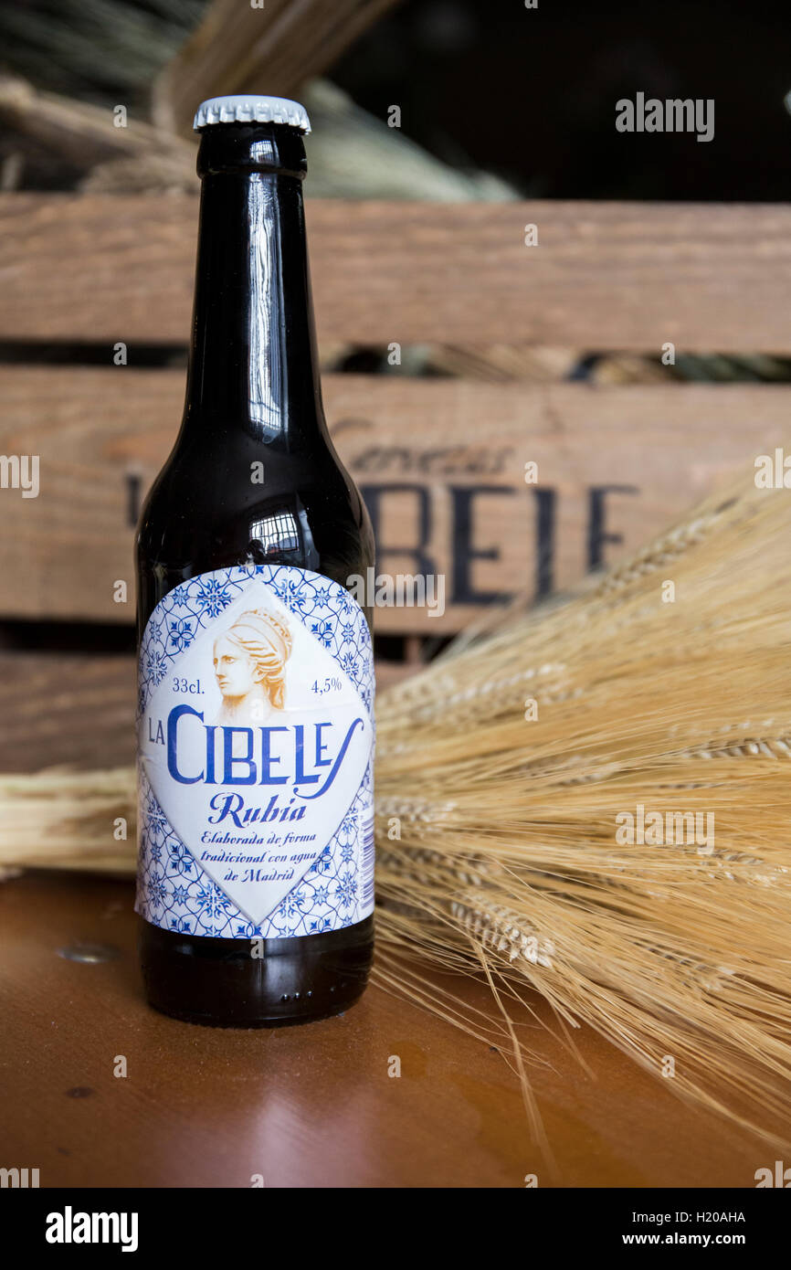 Bottle beer barley hi-res stock photography and images - Alamy