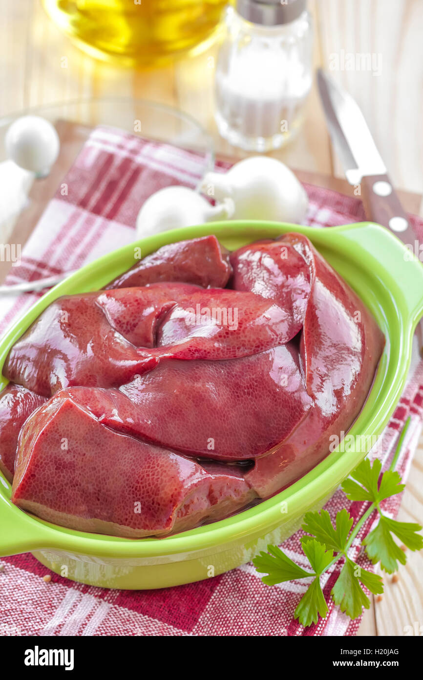 Half raw beef hi-res stock photography and images - Alamy