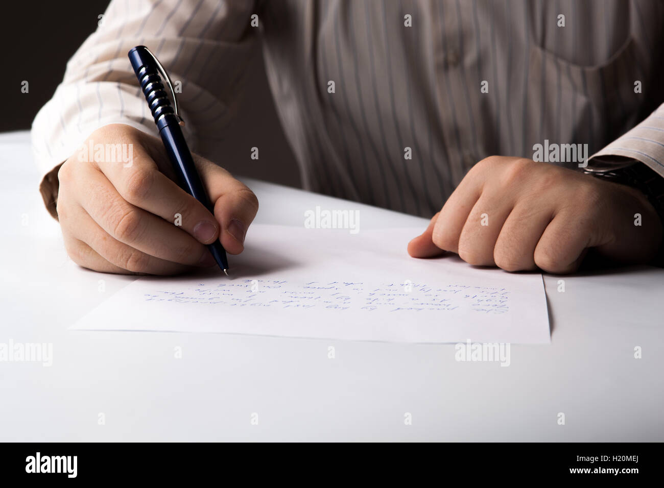 Sheet task hi-res stock photography and images - Alamy