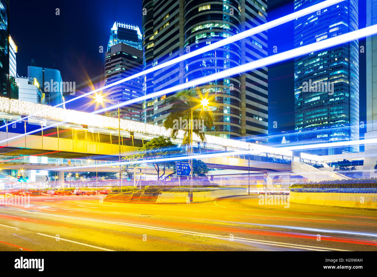 Cityscape with busy traffic Stock Photo - Alamy