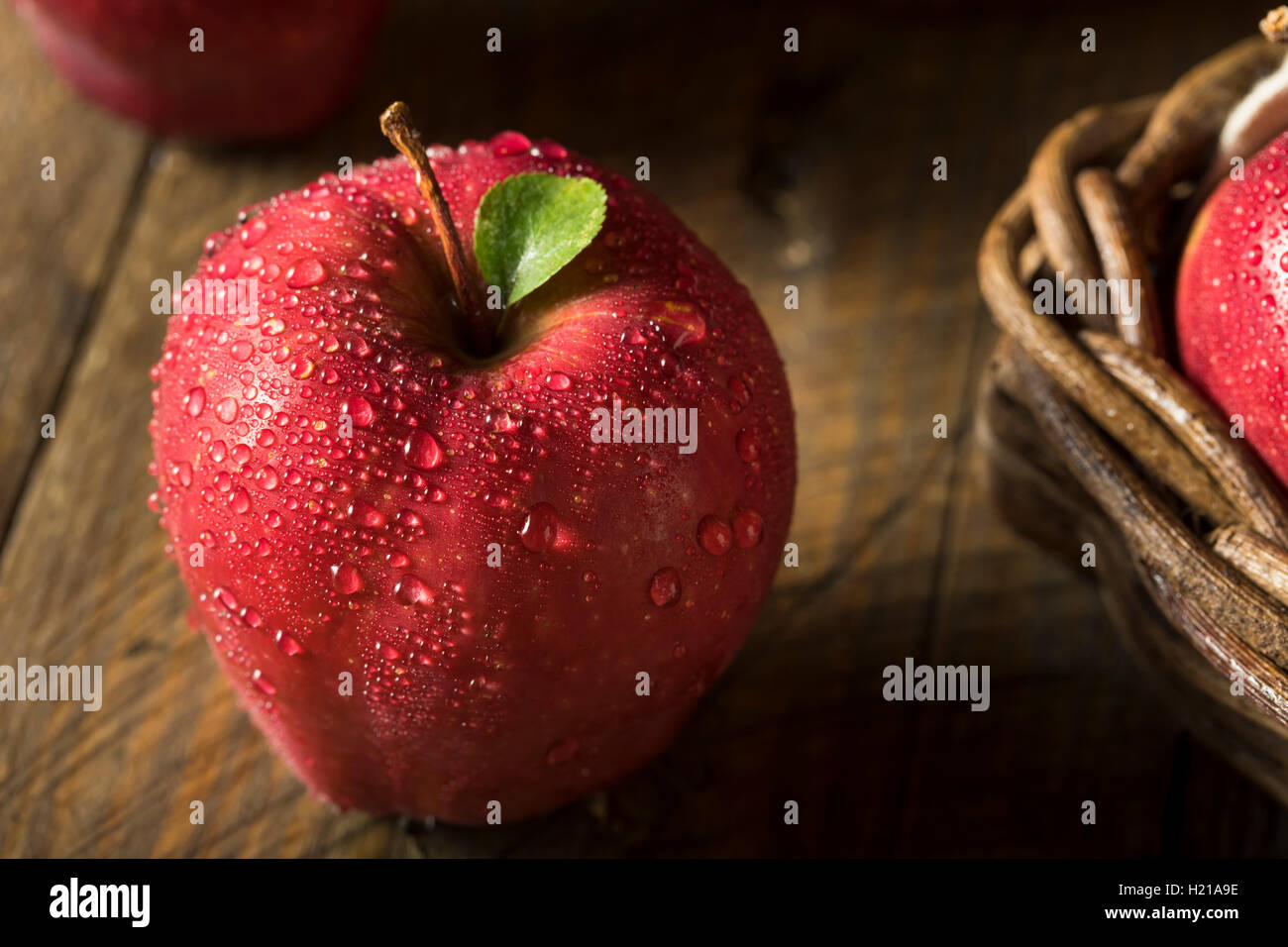 Raw Organic Red Delicious Apples Ready to Eat Stock Photo - Alamy