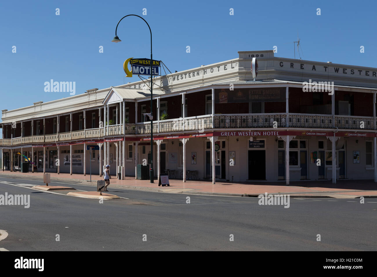 Grand hotel cobar hi-res stock photography and images - Alamy