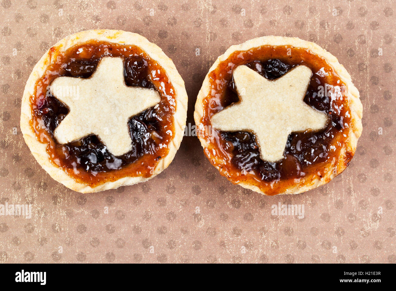 Holiday mince pies with star shape, viewed from above Stock Photo - Alamy