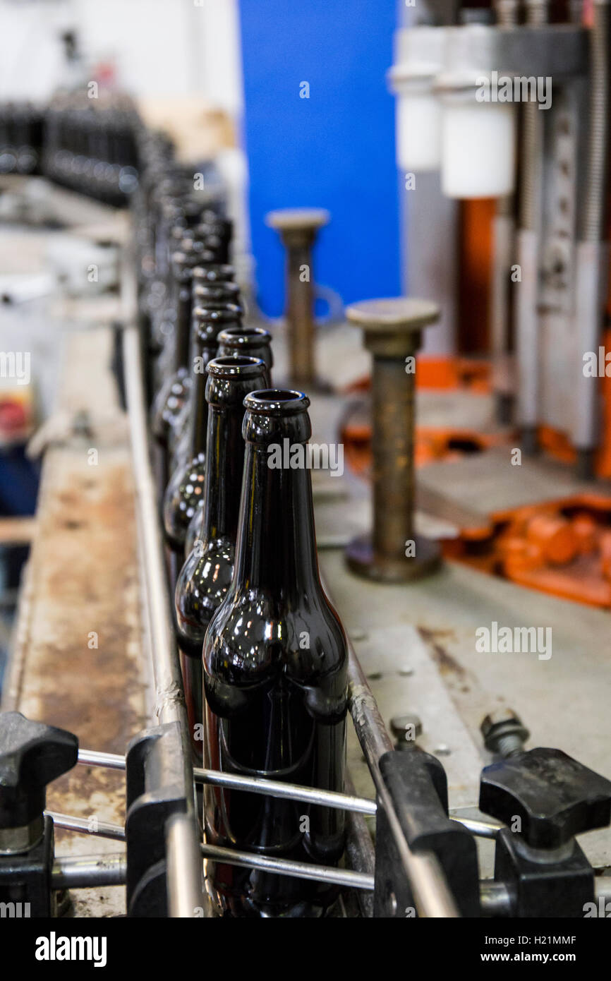 Bottling system in brewery hi-res stock photography and images - Alamy