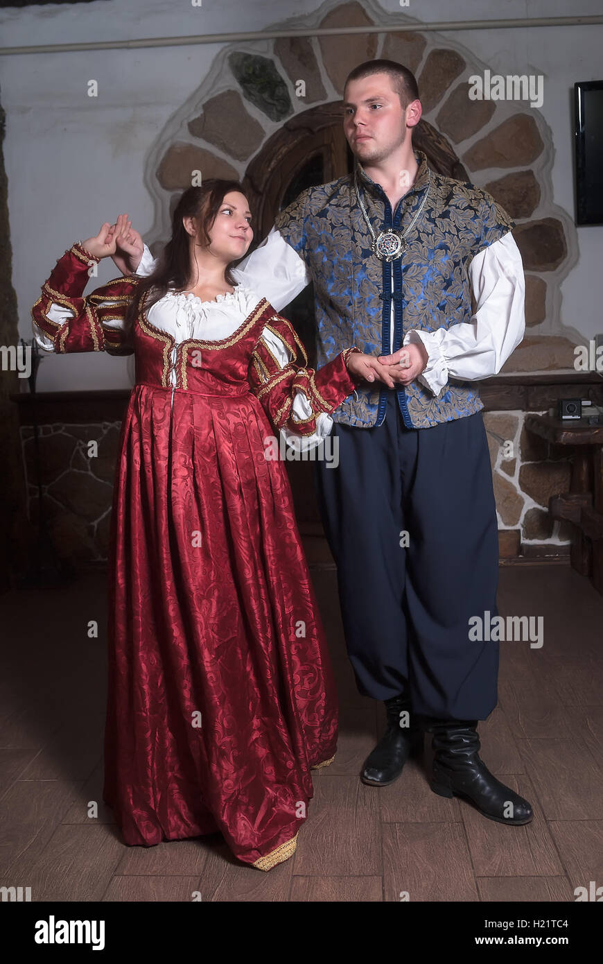 Medieval man and beautiful woman hi-res stock photography and images ...