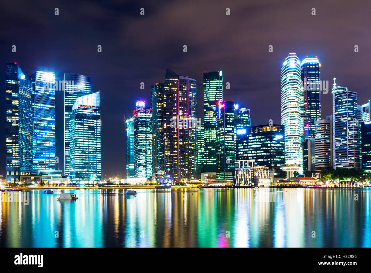 Singapore at night Stock Photo - Alamy