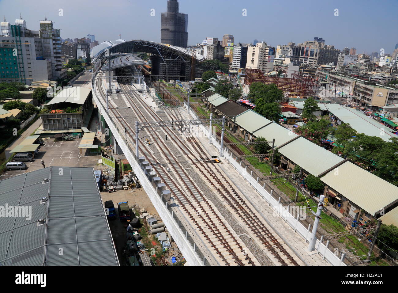 New train station Stock Photo - Alamy