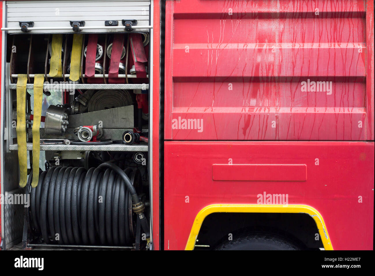 Fire truck hose hi-res stock photography and images - Alamy