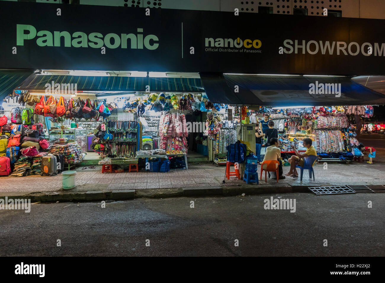 Shops and vendors in Ho Chi Minh city Vietnam Stock Photo - Alamy