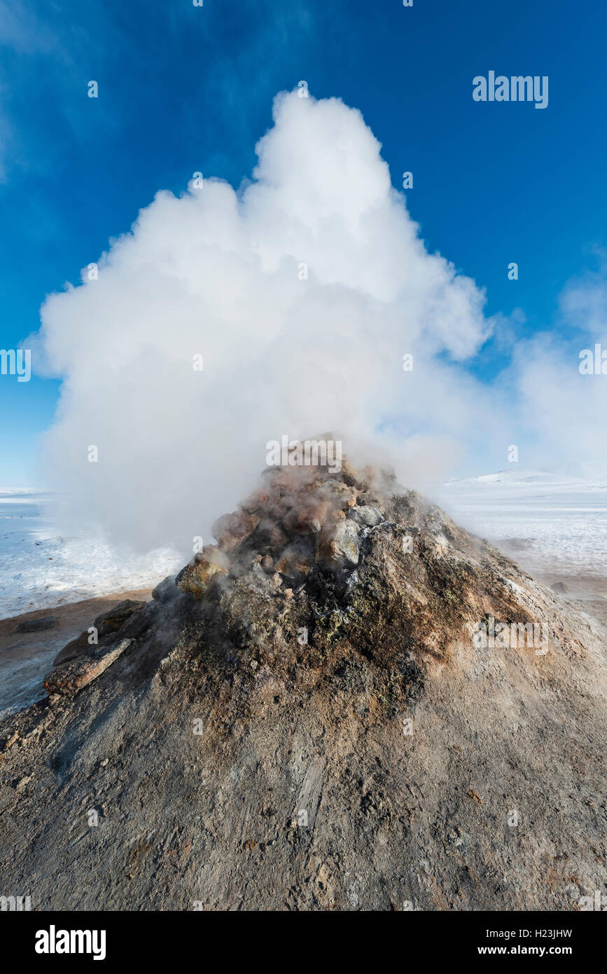 Sulfurous gases hi-res stock photography and images - Alamy