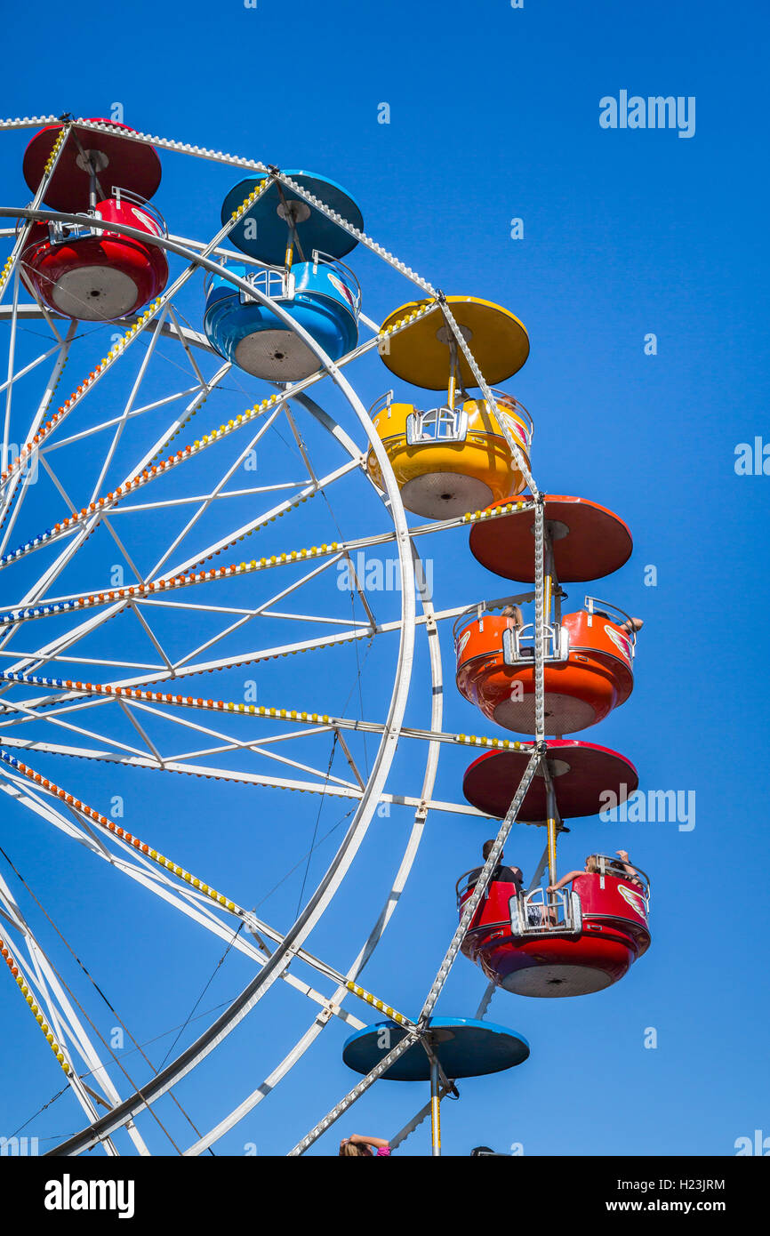 The Wonder Shows midway ferris wheel at the 2016 Harvest Festival in ...