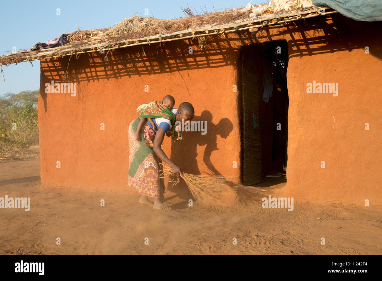 Touching the wall hi-res stock photography and images - Alamy