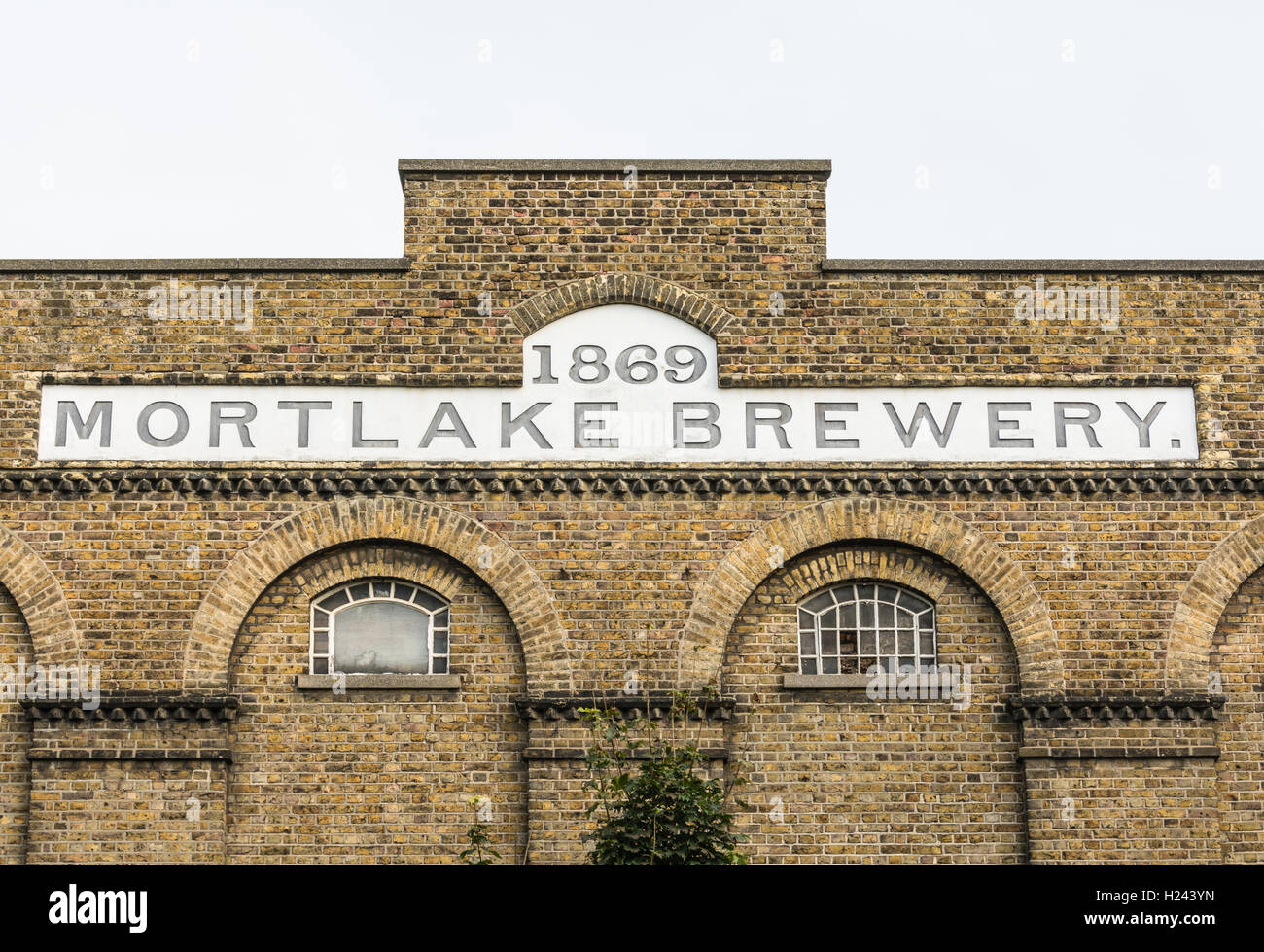 Fermenting beer historical hi-res stock photography and images - Alamy