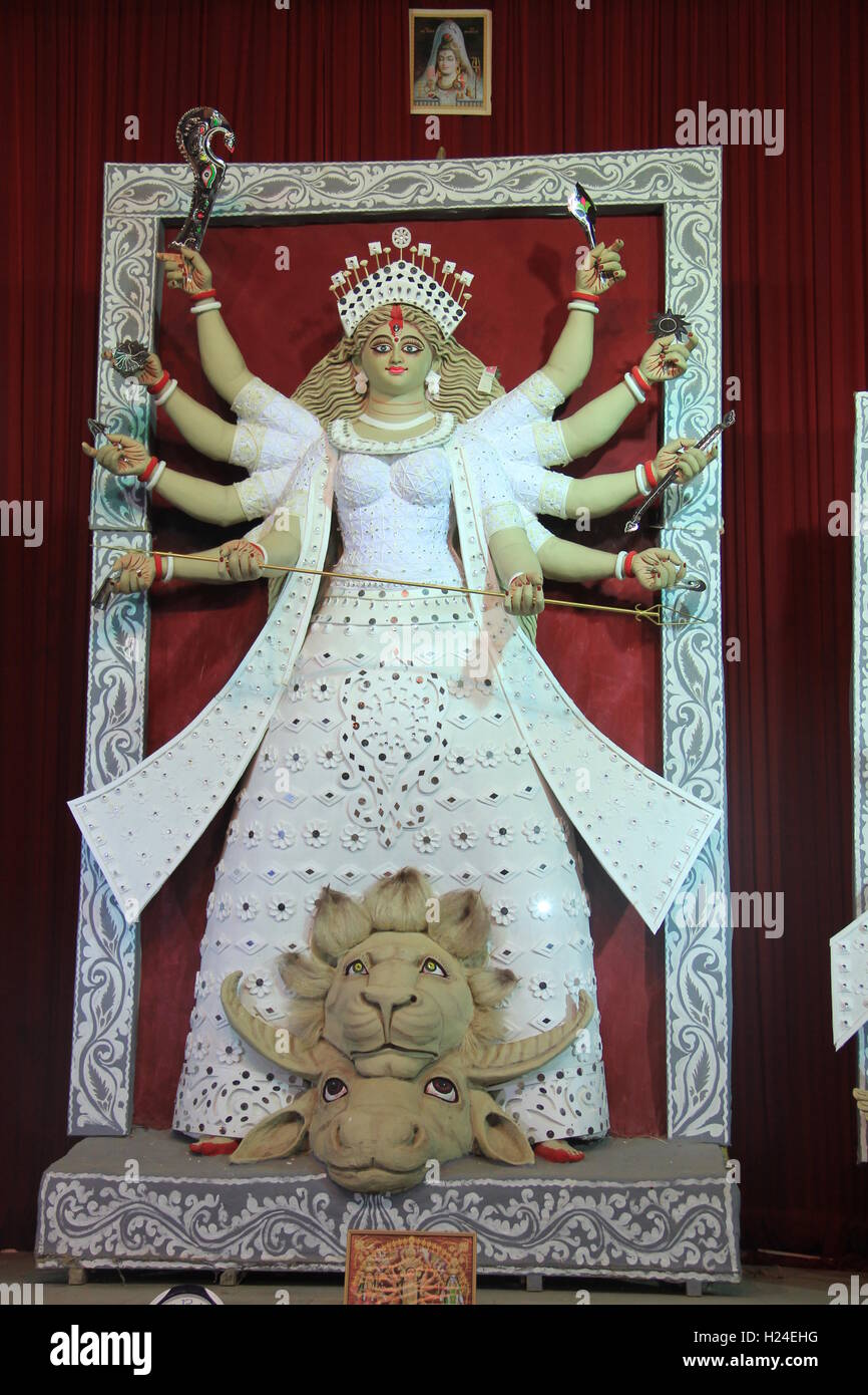 Durga thakur at kolkata hi-res stock photography and images - Alamy