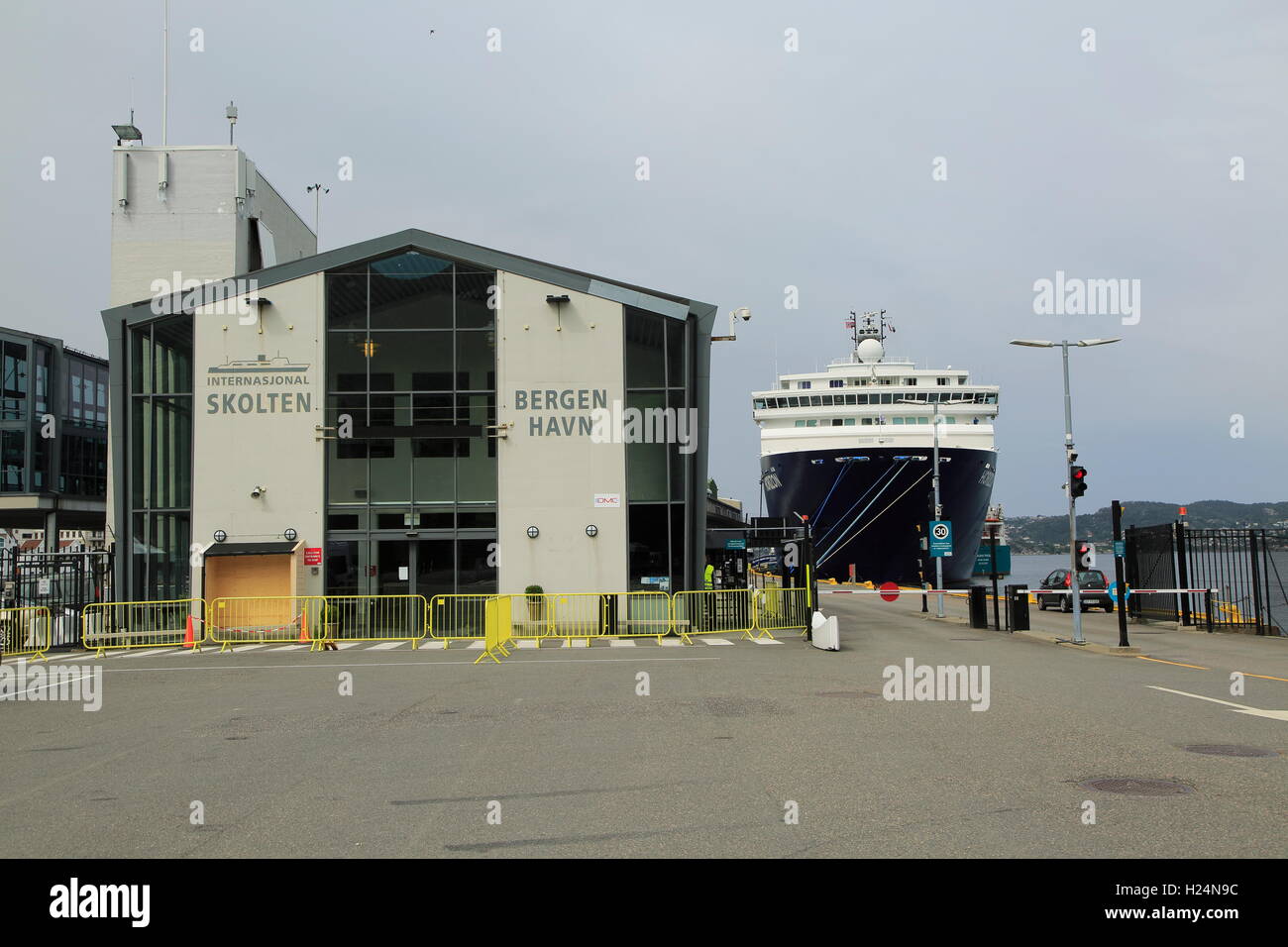 Terminal Building Stock Photos & Terminal Building Stock Images - Alamy