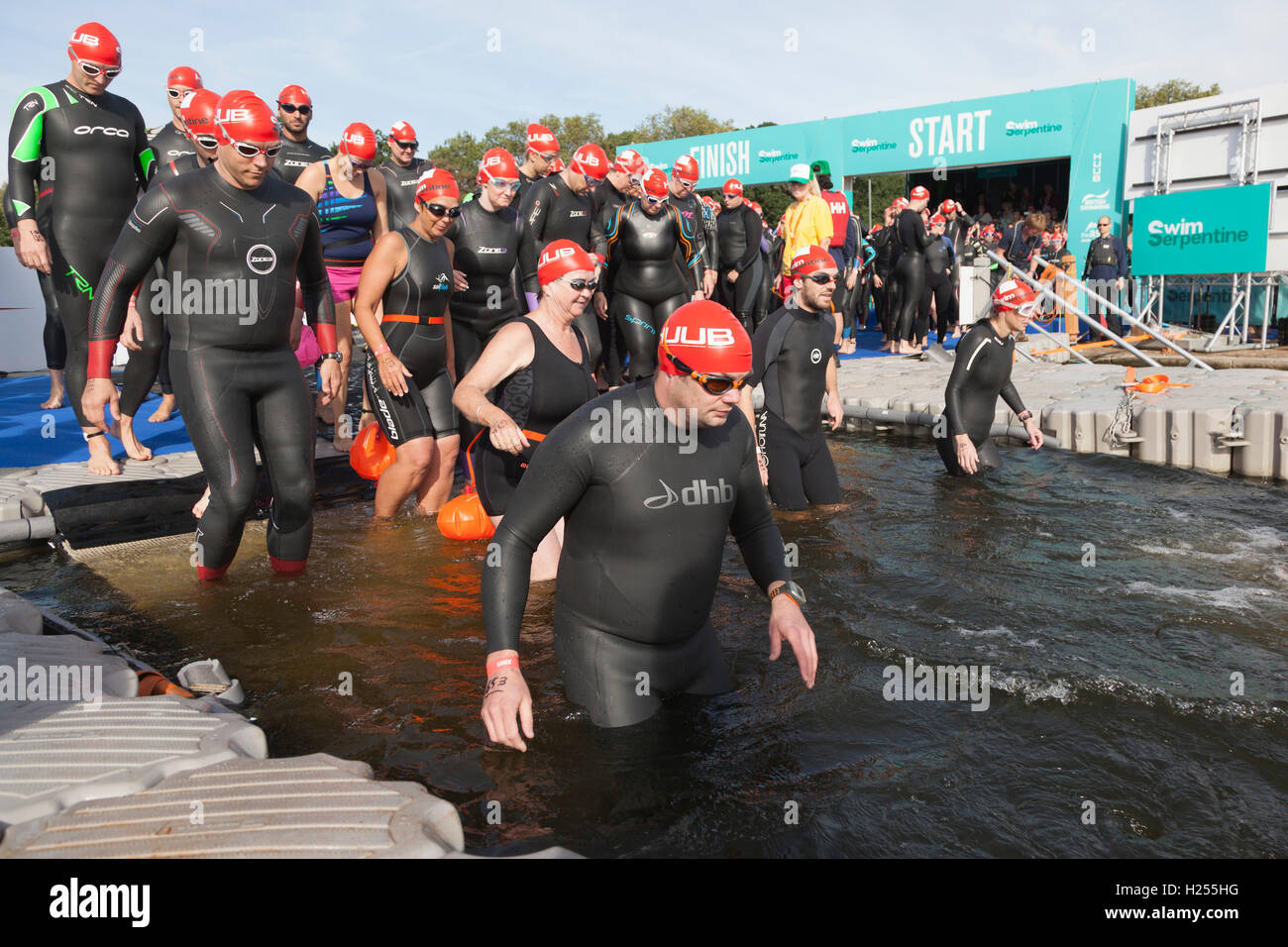 London, UK. 24th Sep, 2016. Thousands of swimmers, most of them in ...