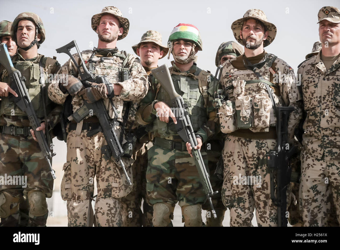 Erbil, Iraq. 23rd Sep, 2016. Bundeswehr soldiers and Kurdish Peshmerga ...