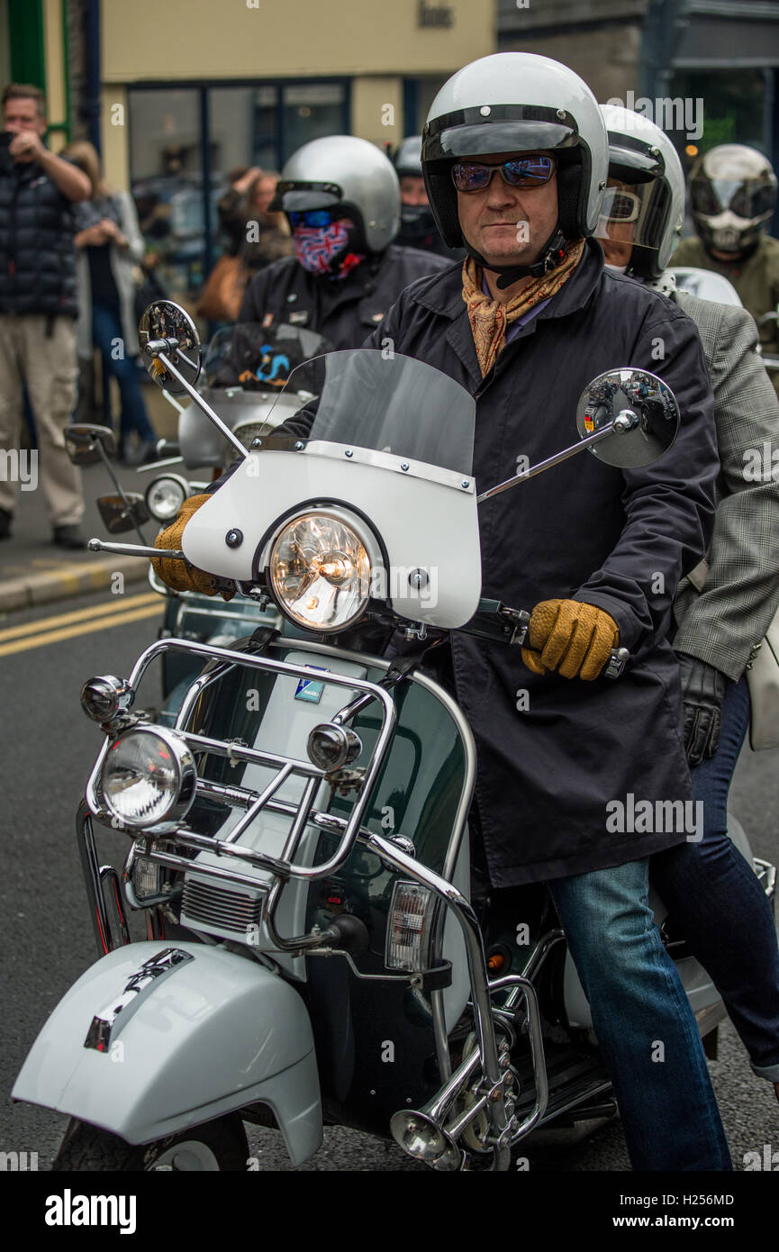 Mod scooter 1960s hi-res stock photography and images - Alamy