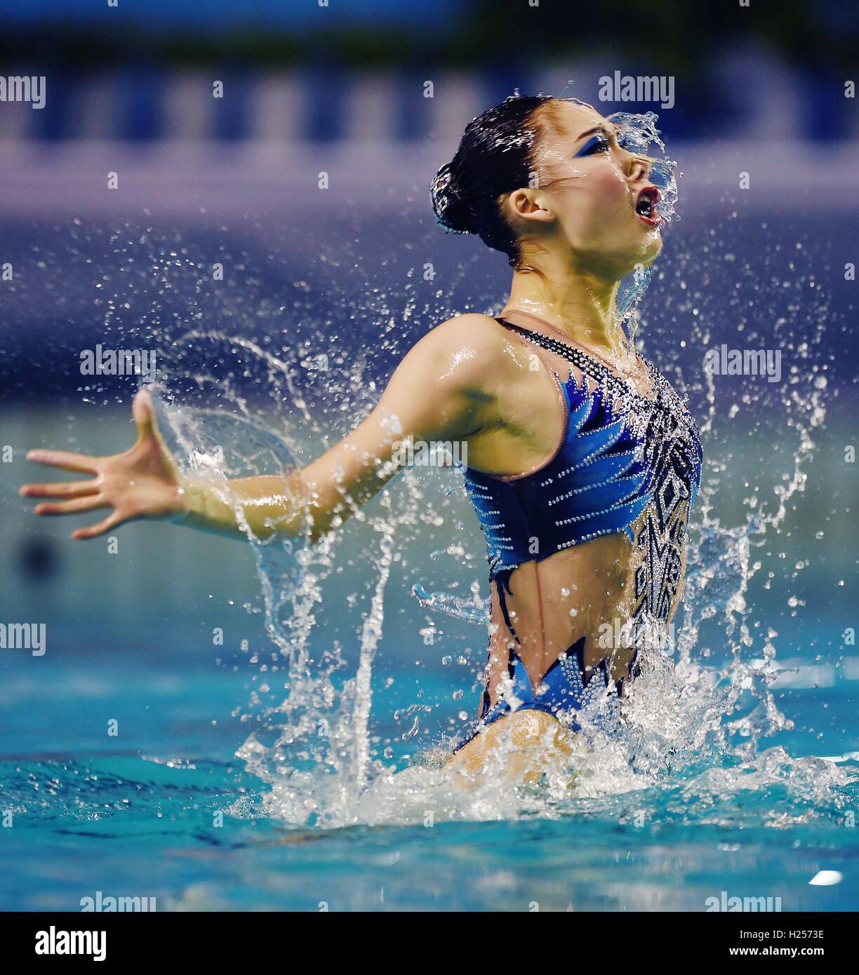 Synchronized swimming hi-res stock photography and images - Alamy