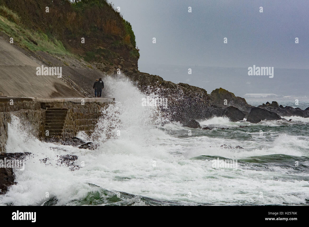 Mousehole, Cornwall, UK. 24th Sep, 2016. Uk Weather. Increasing ...