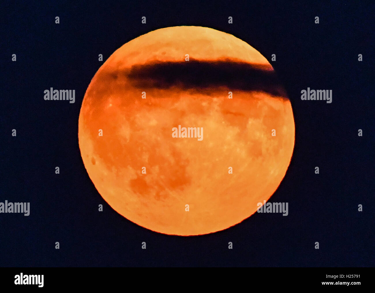 Penumbral lunar eclipse hi-res stock photography and images - Alamy