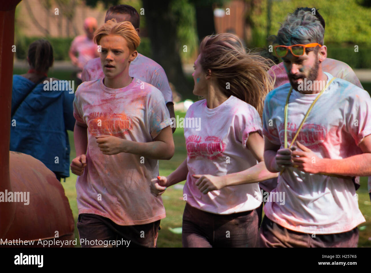 Hull, UK. 25th September, 2016. Dove House Colour Run, Credit: Matthew ...