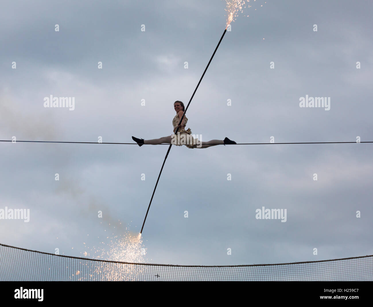 Circus safety net hi-res stock photography and images - Alamy